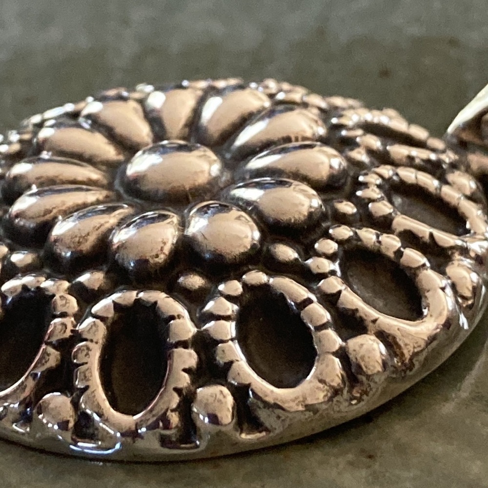 Mark Wasserman Samara Sterling Silver Flower Pendant … - Gem